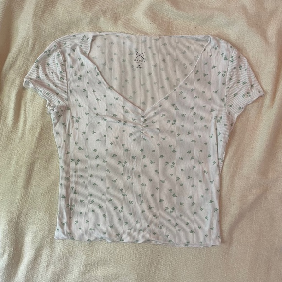 PacSun | Tops | Pacsun Basics Green Flower Cropped Tee | Poshmark